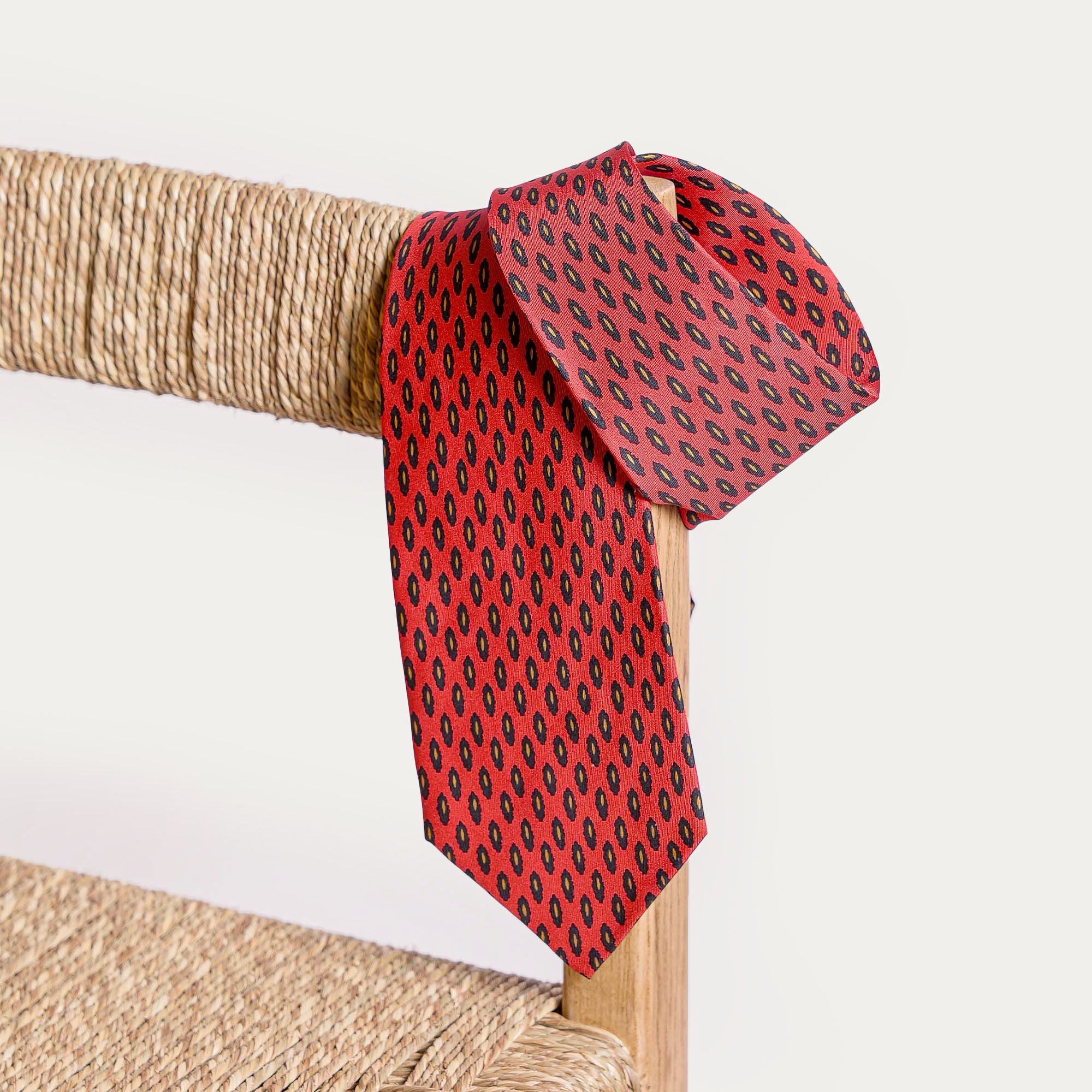 SILK TIE